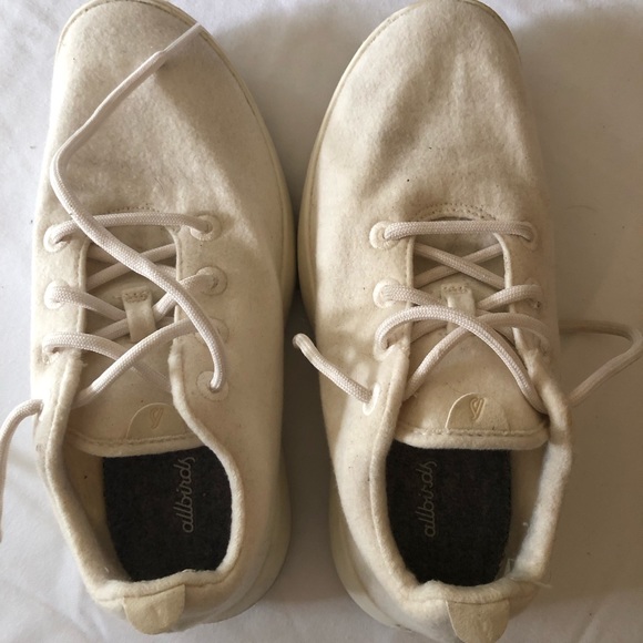 allbirds | Shoes | Allbirds Womens Wool Runners Size 1 Cream Color ...